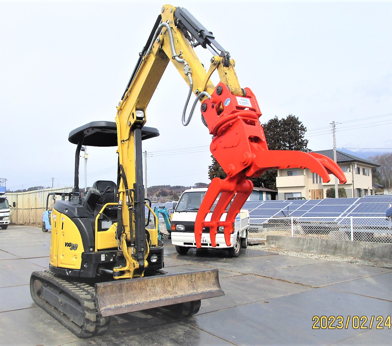 【入荷情報】0.15㎥・0.2㎥グラップル入荷しました！！ - ジー・アール株式会社｜建設機械・産業用各種車両のレンタル